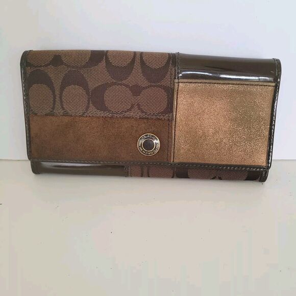 Coach | Bags | Coach Patchwork Leather Wallet Solid Brown Large Bifold ...